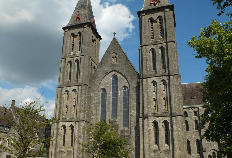 L'abbaye de Maredsous va célébrer ses 150 ans d'existence - Medi-Sphere