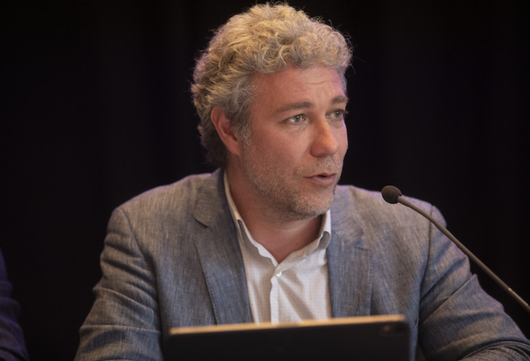 Alain Maron convoqué par la commission Santé du Parlement bruxellois ...