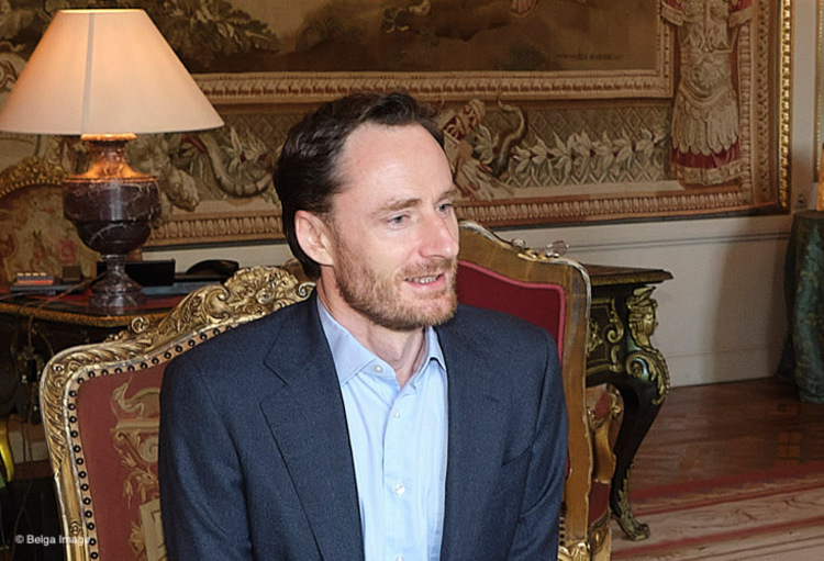 Vandecasteele reageert voor het eerst na terugkeer: "Het gaat goed met ...