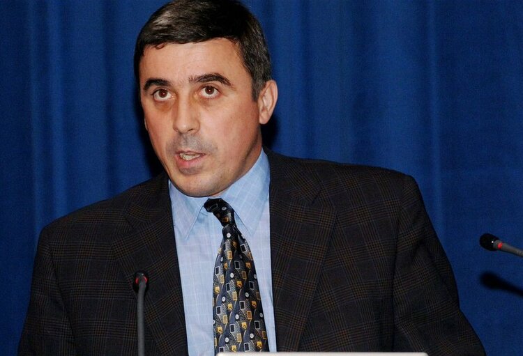 Le professeur Carmeliet devient membre de l'Académie américaine des ...