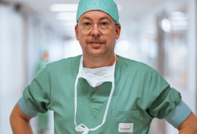 Waarom minister Vandenbroucke moet opstappen (Dr. S. Van Cauwenberge ...